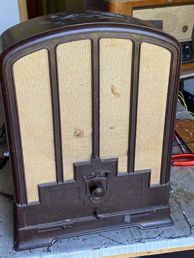 Telefunken 122WL dans son jus - Modèles/marques - Forum Retrotechnique