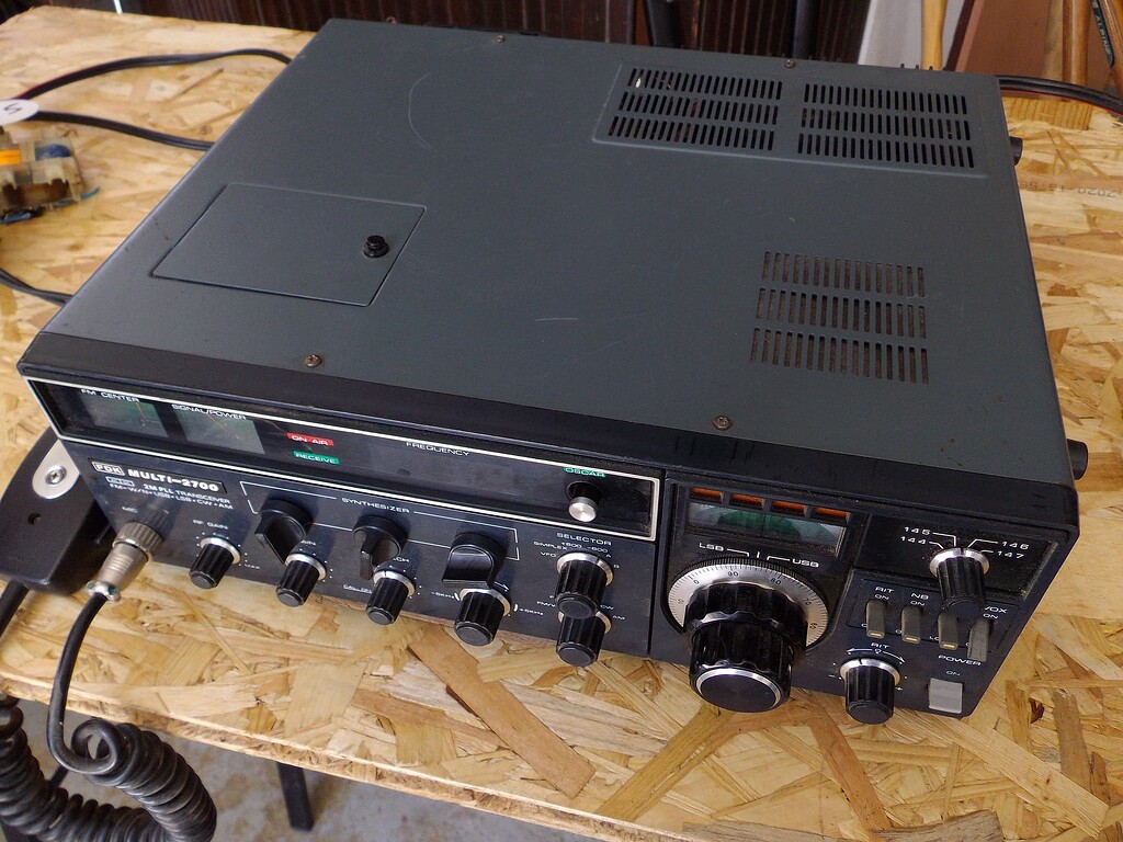 Transceiver VHF FDK Multi-2700 ( TERMINE ) - Troc - Forum Retrotechnique