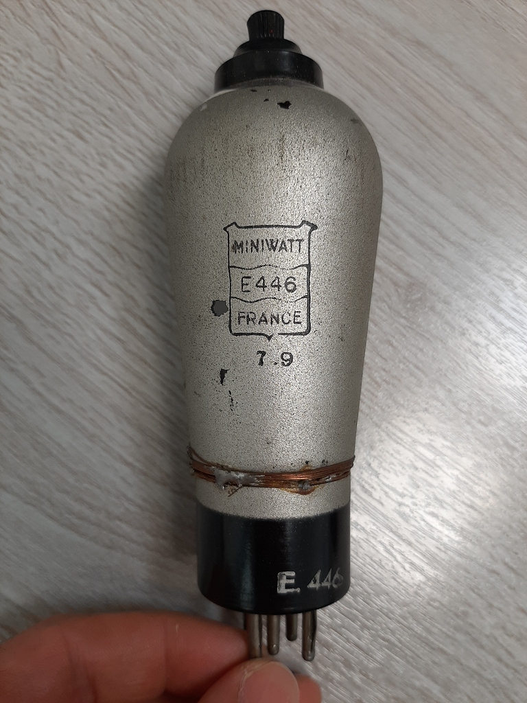 Lampe E446 question - Technique - Forum Retrotechnique
