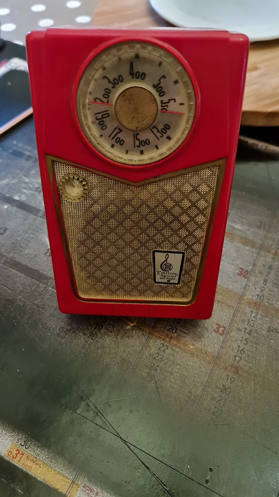 Ermerson modèle 888 - Modèles/marques - Forum Retrotechnique