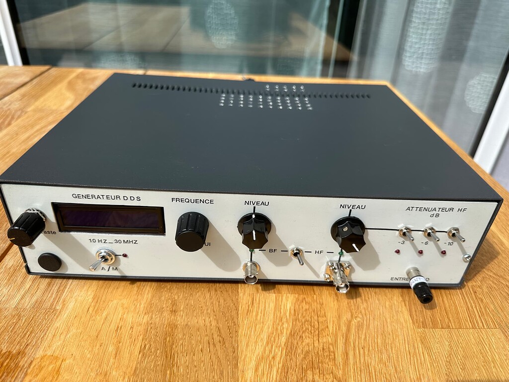 Réalisation générateur DDS avec AD9850 et Arduino - Technique - Forum Retrotechnique