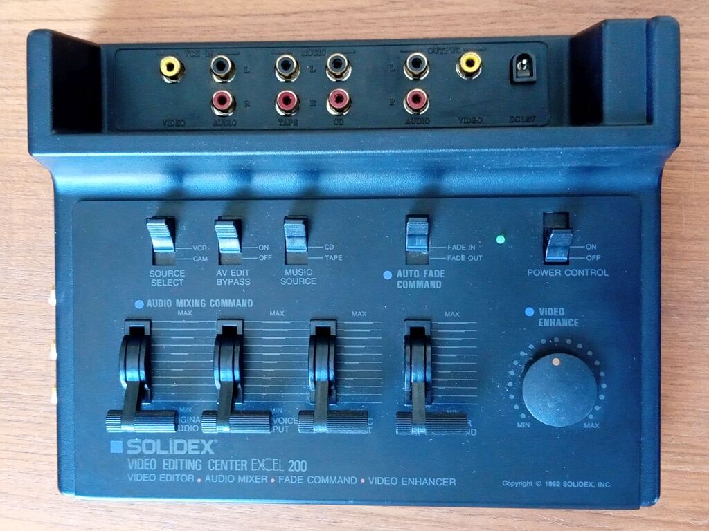 Donne video editing center Solidex Excel 200 (Terminé) - Troc - Forum Retrotechnique