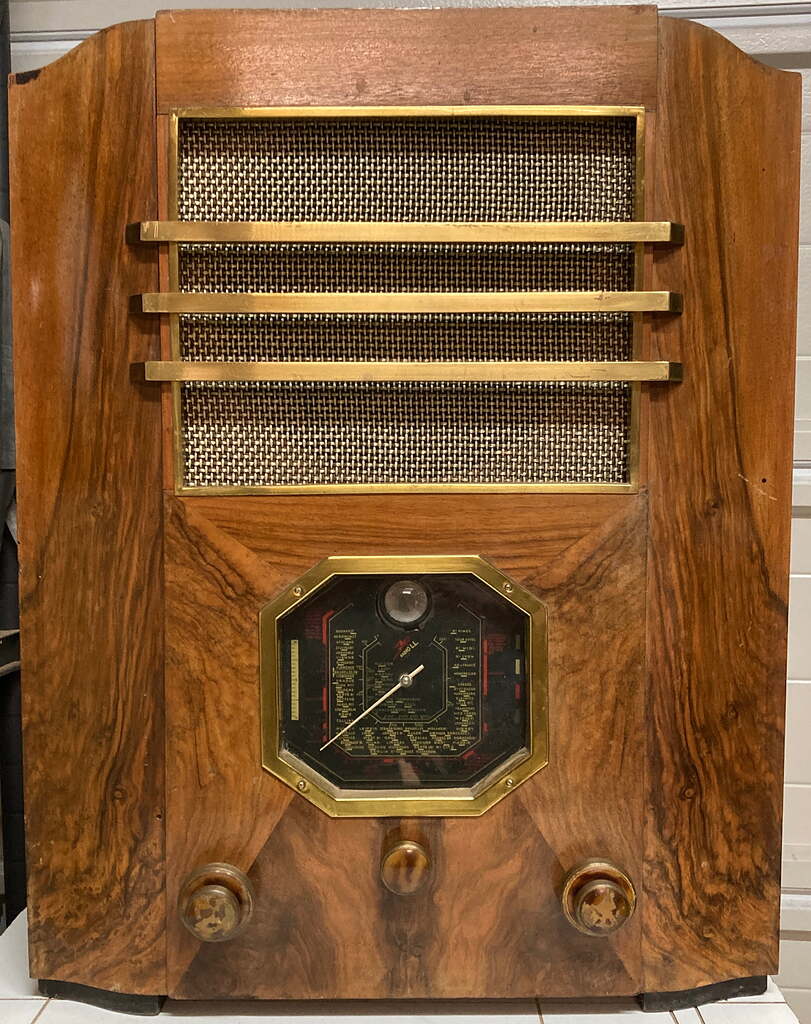 Identification - Radio L.L. 3763 - Modèles/marques - Forum Retrotechnique