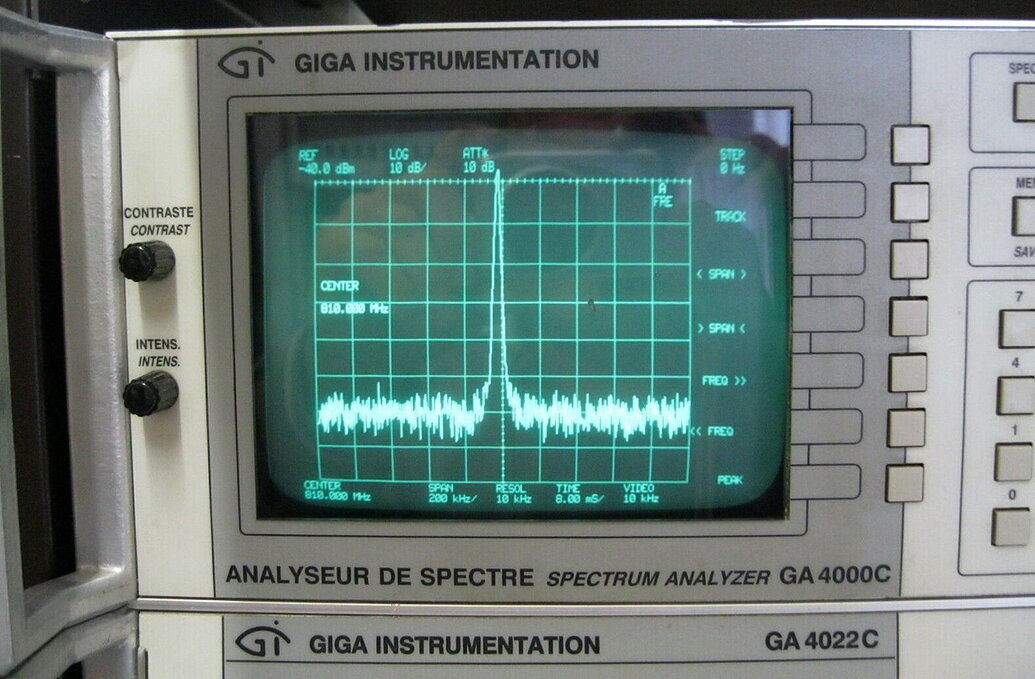 Analyseur de spectre Giga instrument GA4000 - Documentation - Forum ...