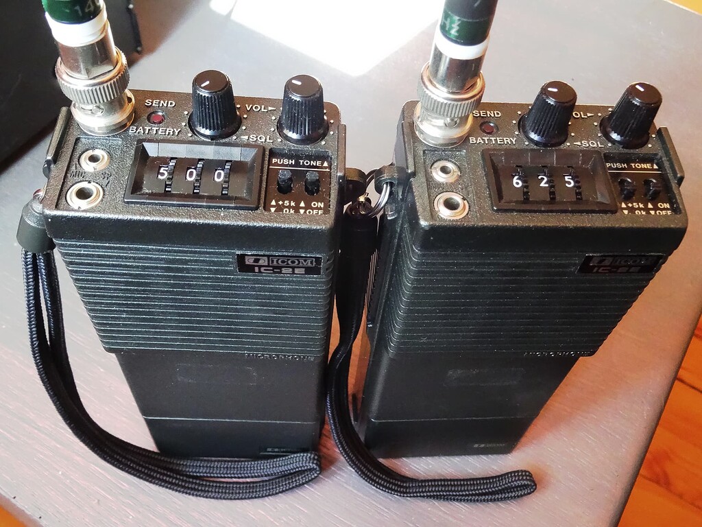 Icom IC-V82 - Modèles/marques - Forum Retrotechnique