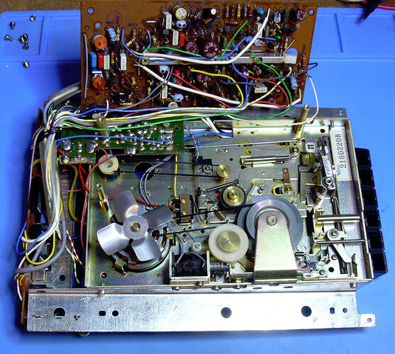 Moteur magnétophone Saba 963 qui accélère - Technique - Forum ...