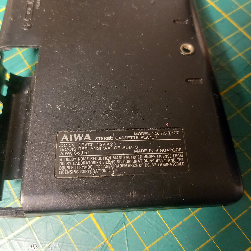 Aiwa HS-P107: changement de courroie - Technique - Forum Retrotechnique