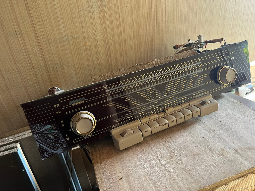 Chassis LOEWE OPTA stéréo (terminé) - Troc - Forum Retrotechnique