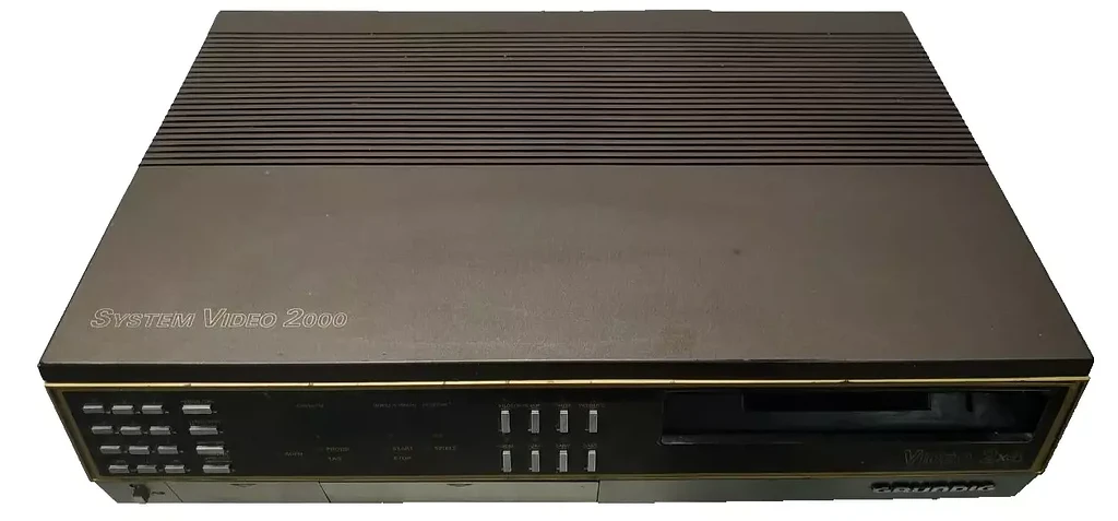 Aide pour magnétoscope V2000 Grundig 2x4 Super System - Télévision ...