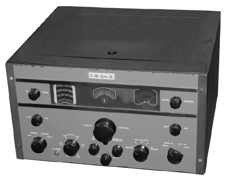 Arrêt collection radios militaires - Troc - Forum Retrotechnique