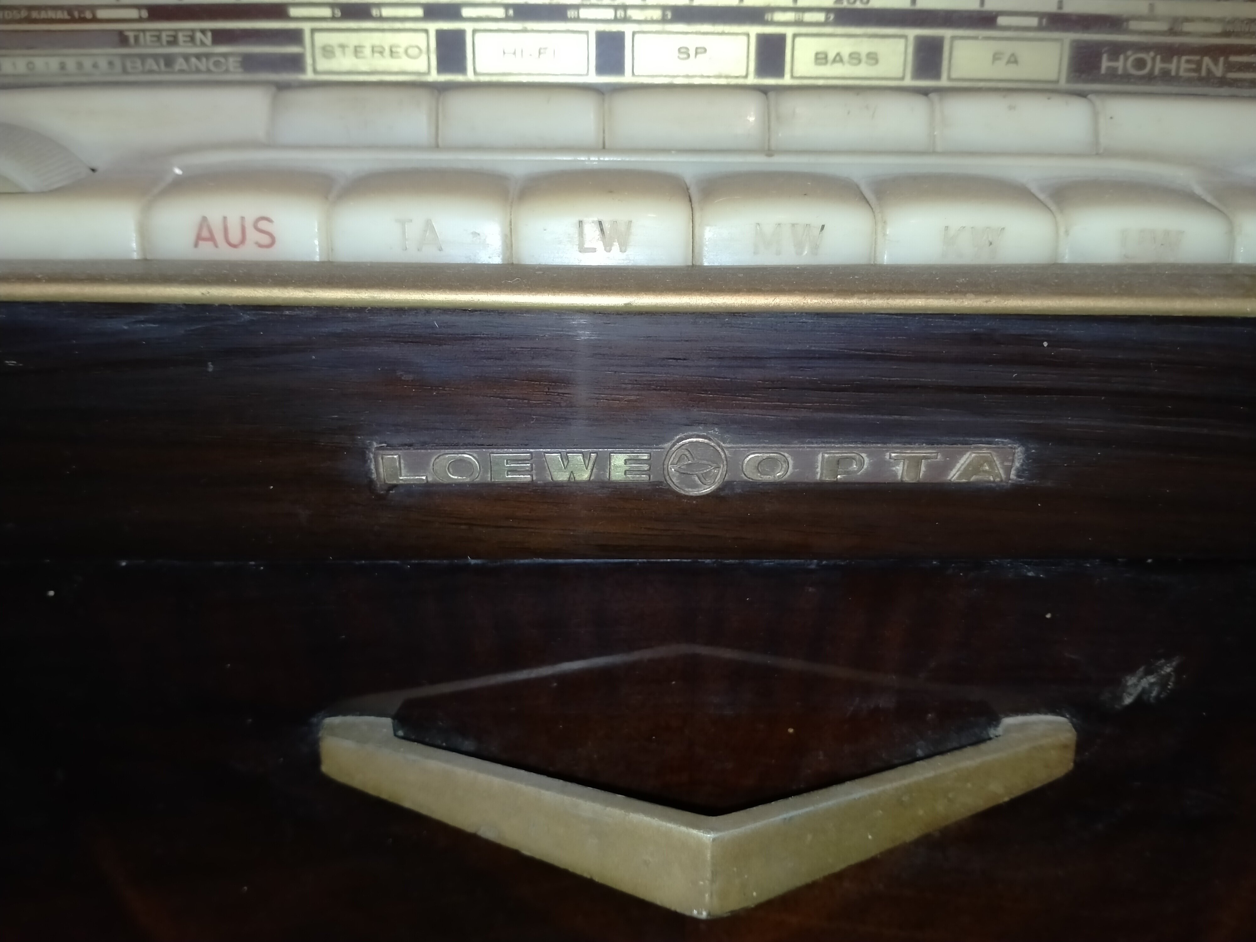 Modèle Loewe opta - Modèles/marques - Forum Retrotechnique