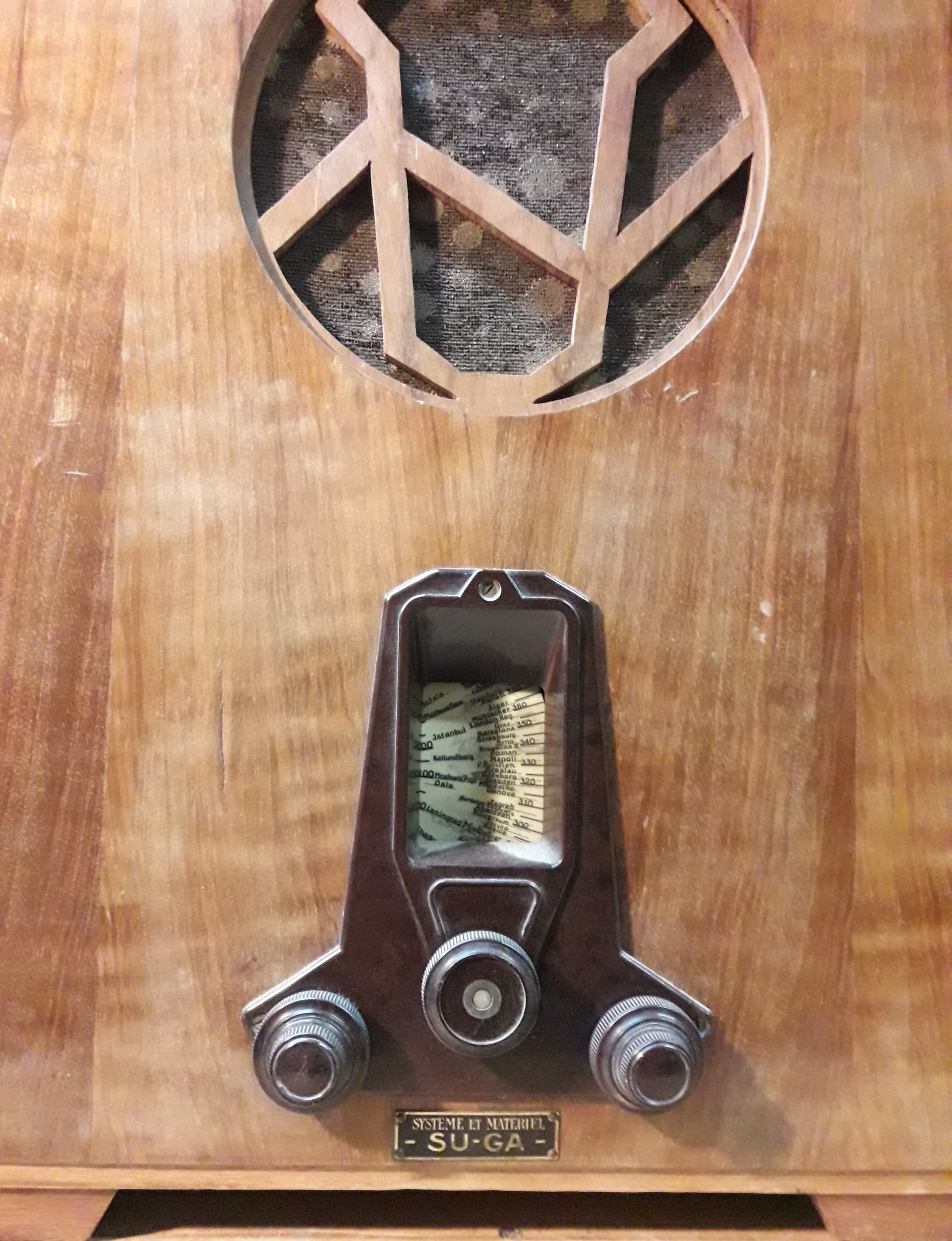 Recherche la bonne marque! - Modèles/marques - Forum Retrotechnique