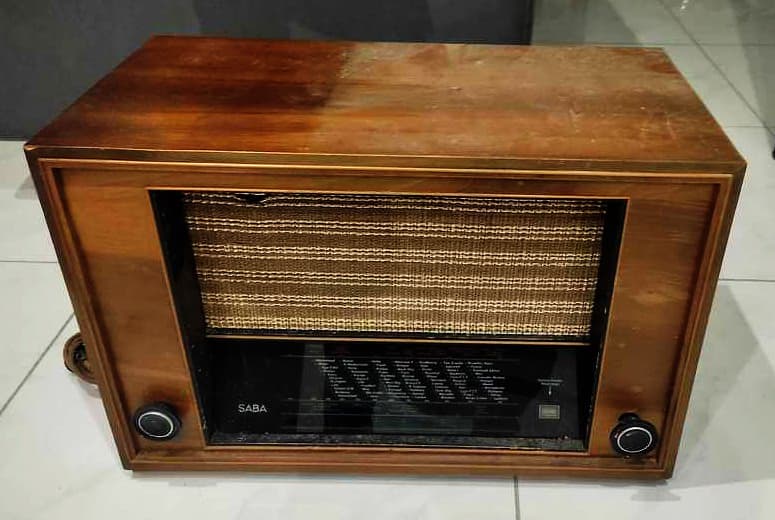 Saba 582WK RO - Modèles/marques - Forum Retrotechnique