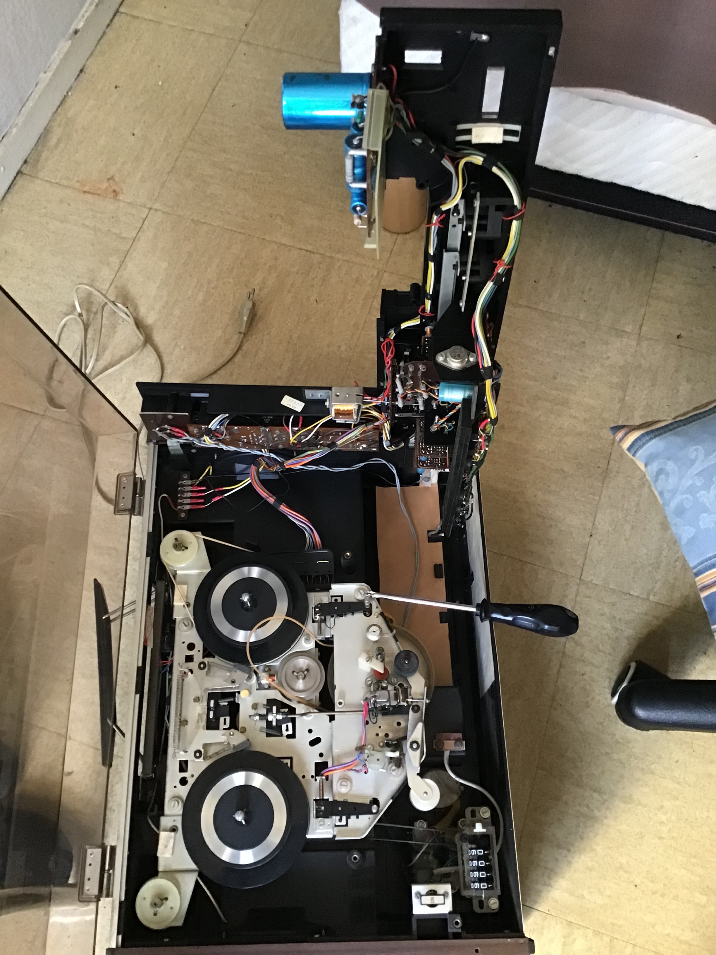 Restauration magnéto à bandes Philips N4414 - #37 par Albasstor - Audio ...